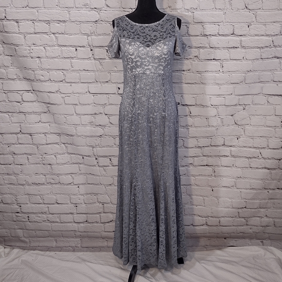 R & M Richards | Dresses | Rm Richards Formal Lace Dress | Poshmark